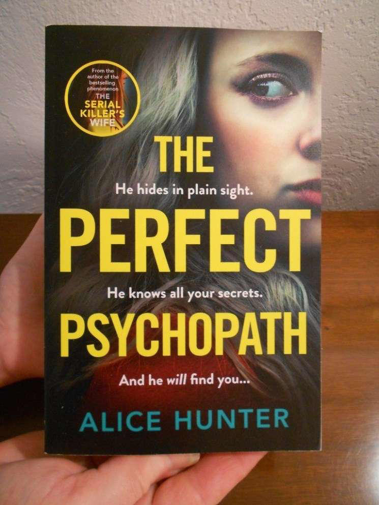 The perfect psychopath: A psychological thriller with a twist