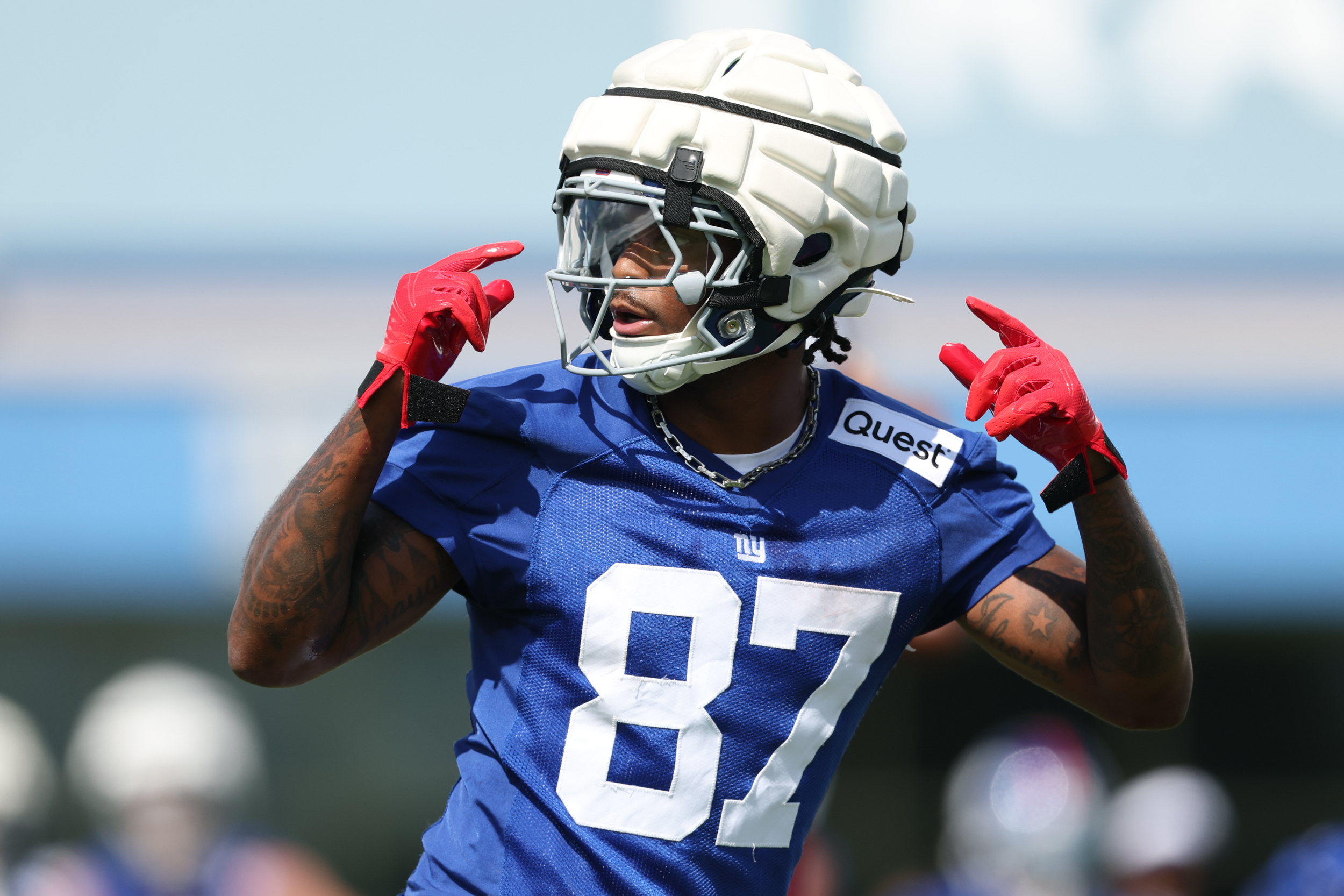 Former Giants return Ihmir Smith-Marsette signs future contract with ...