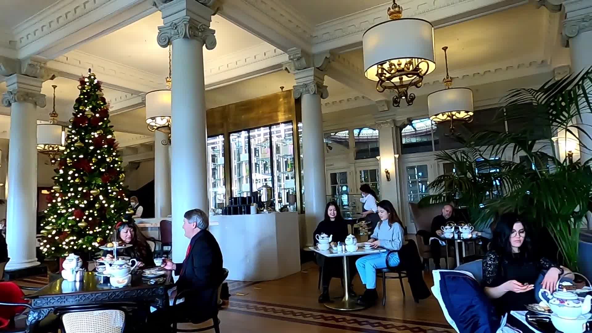 Inside the Fairmont Empress: A luxurious Christmas afternoon tea in ...