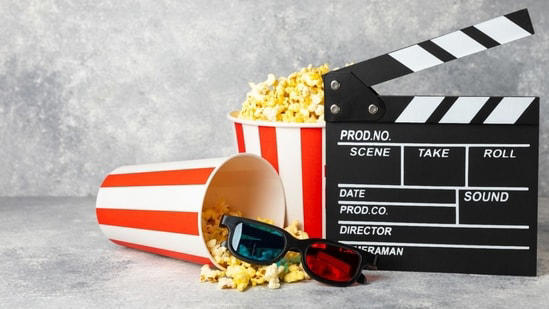 Movie review: Jodie Foster shines as a psychoanalyst on the edge in 'A ...