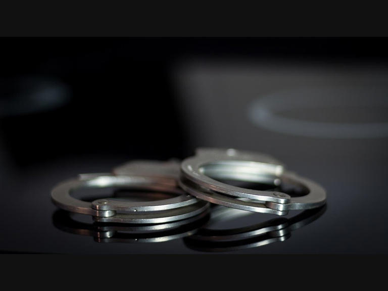 Attempted carjacking in San Leandro ends in 3 arrests: Police