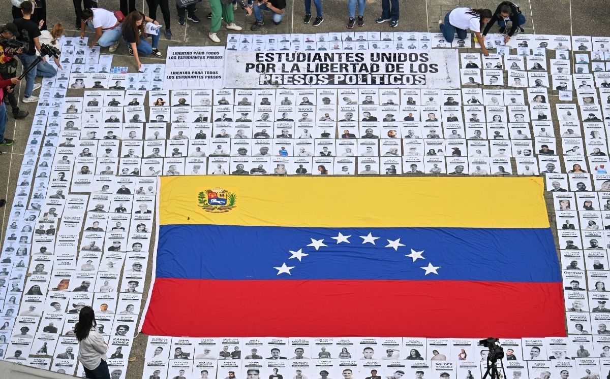 Excarcelan a 15 periodistas en Venezuela, incluido activista opositor ...