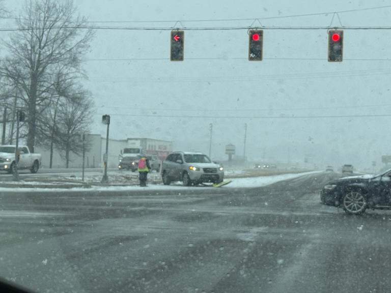 Snowy weather causes unsafe road conditions and several crashes