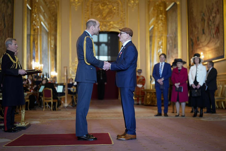 Oldest solo Atlantic rower asks Prince William for royal party in hometown