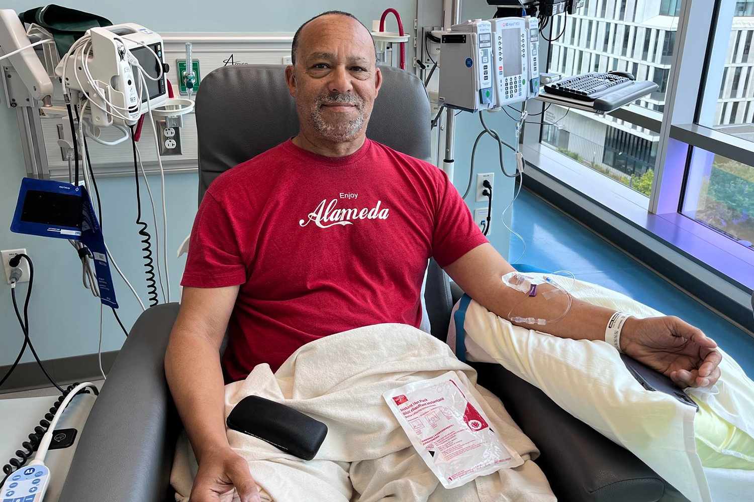 Veteran firefighter denied insurance coverage for stage 4 lung cancer ...