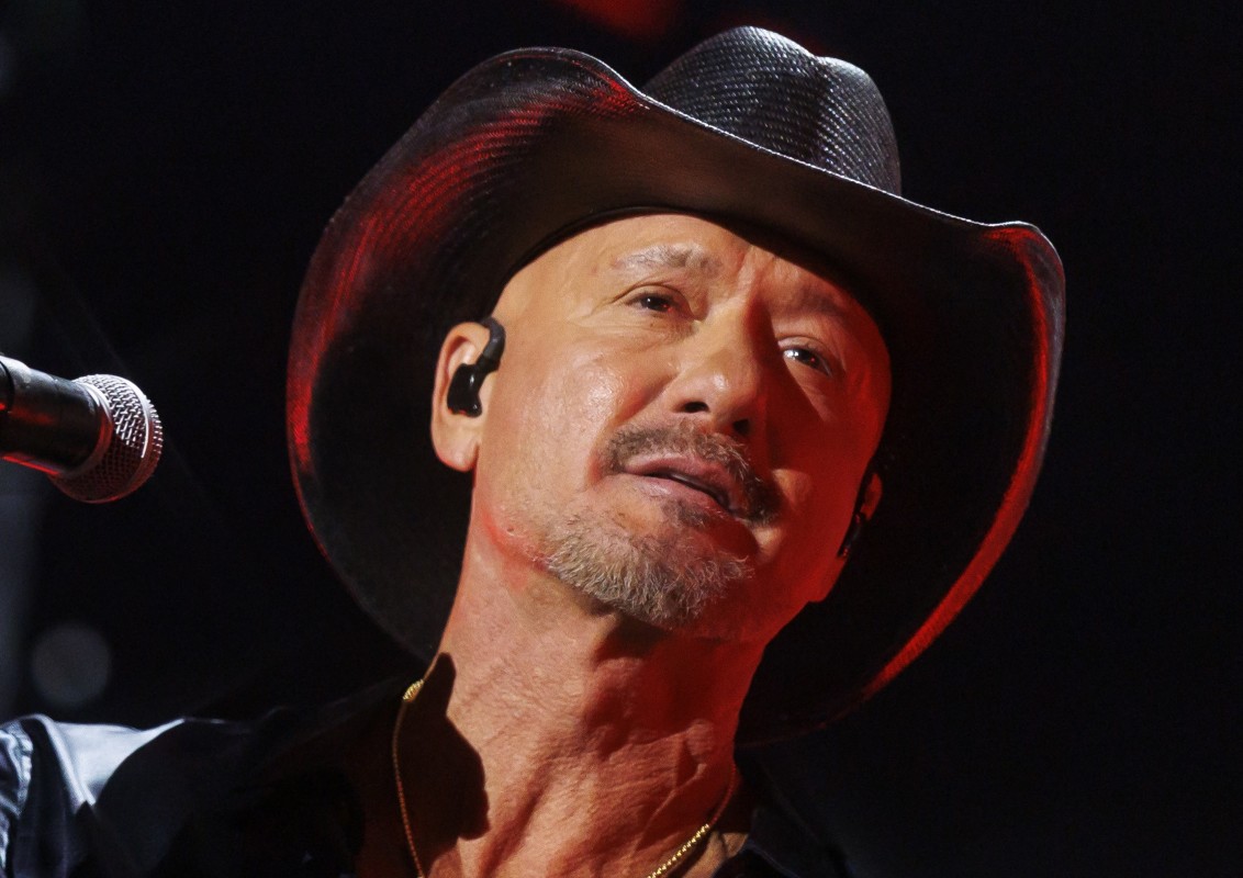Tim McGraw shares exciting career news in historical first