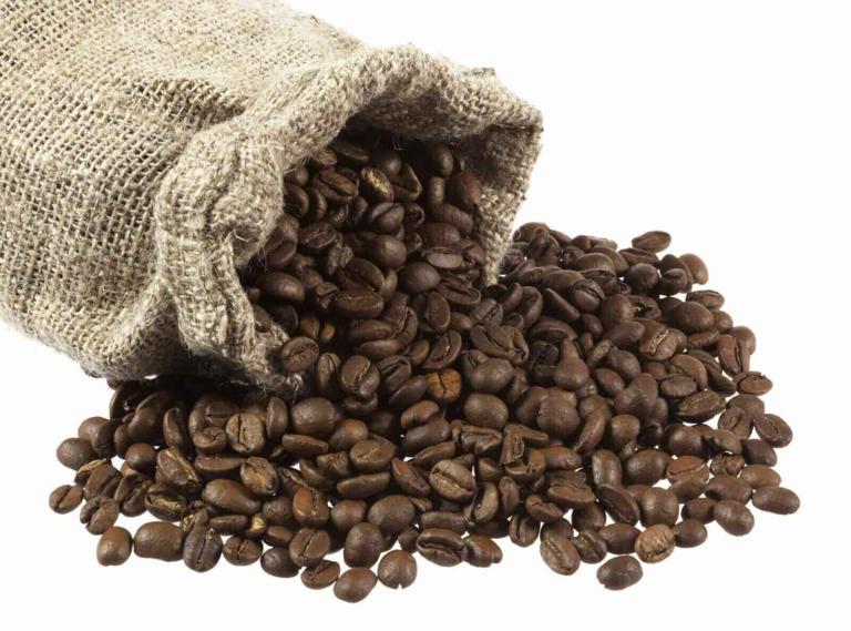Coffee prices decline as the Brazilian real weakens
