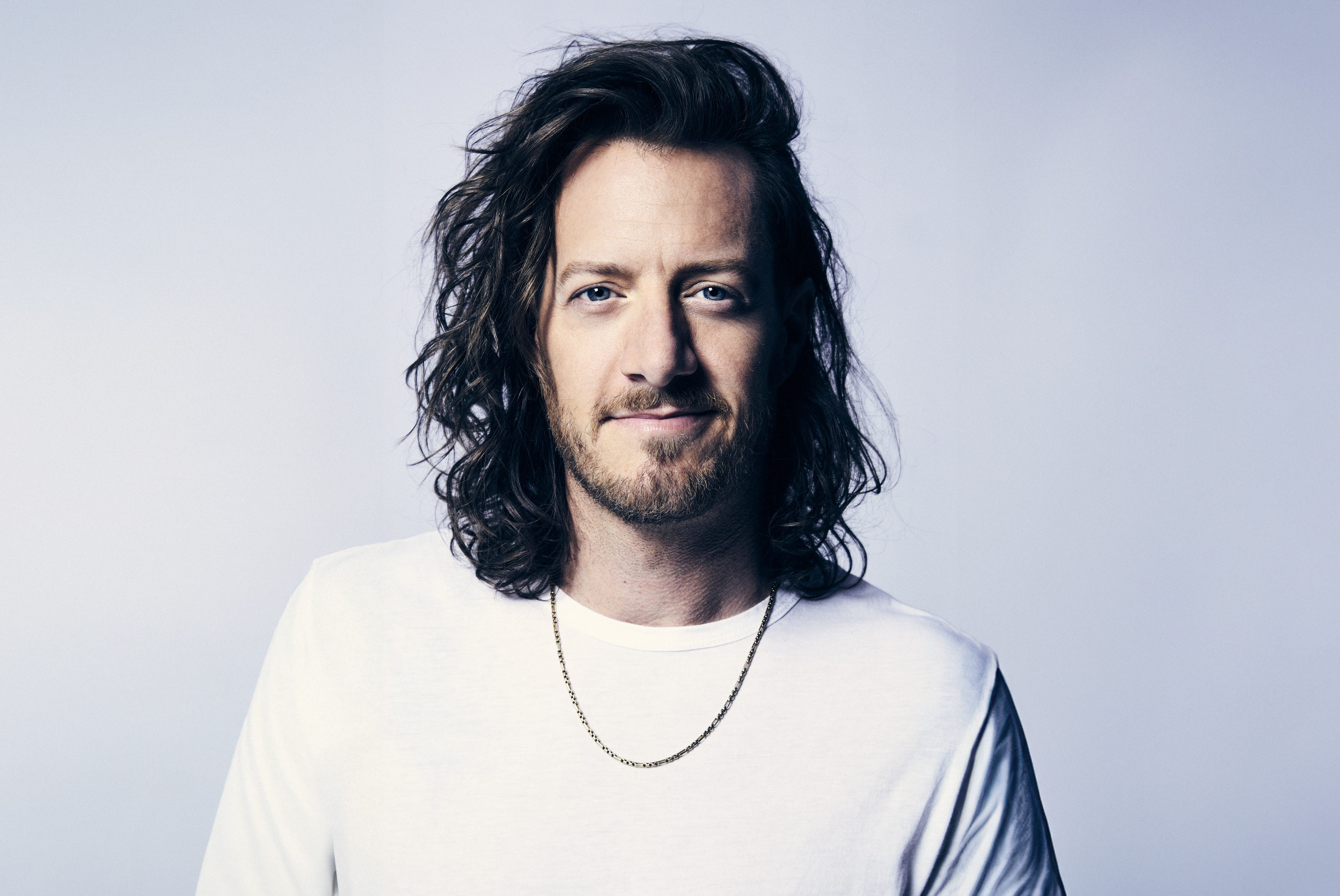 Country star to open Killers concert on Phoenix Open's 16th hole