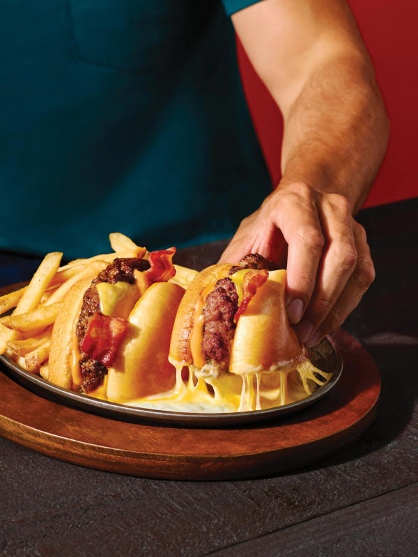 Two beloved casual dining chains get their first joint location at ...