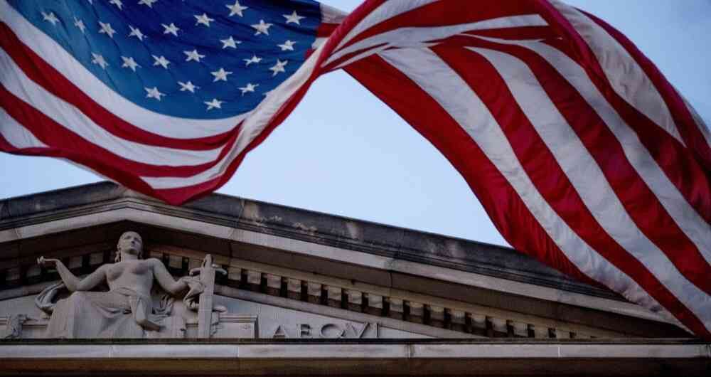 Trump amenaza con cortar todos los fondos a ciudades santuario a partir ...