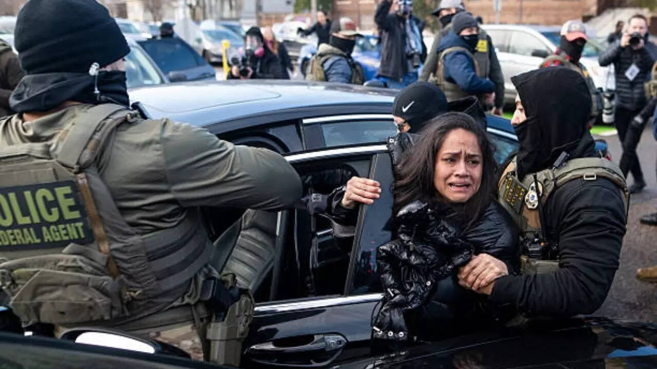 Watch: ICE agents smash window, drag 'disabled' woman from car in ...