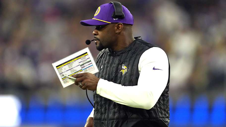With two new interviews, Vikings' odds of keeping Brian Flores take a hit