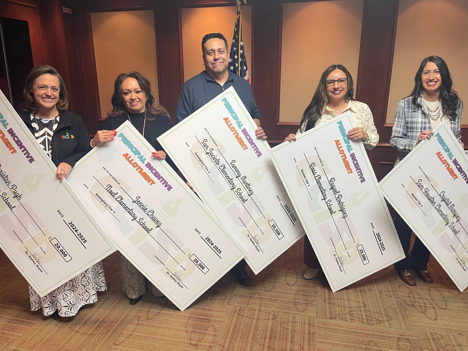 ECISD awards more than $100,000 to five principals