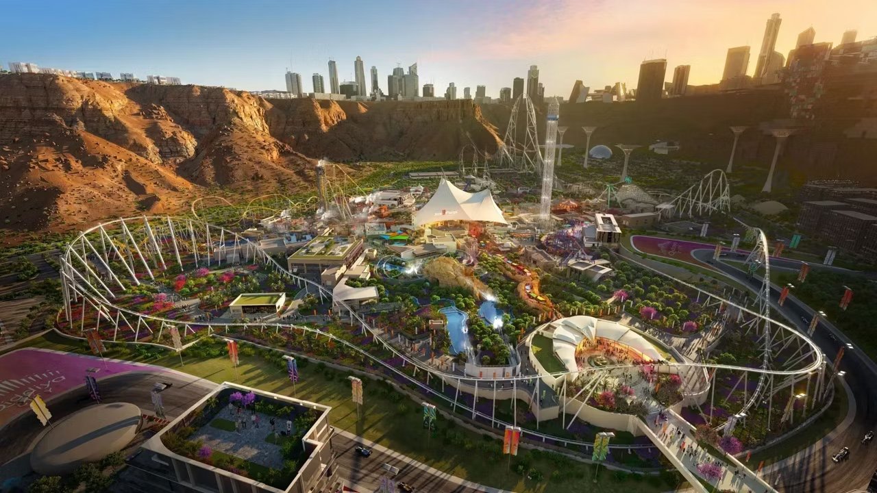 Saudi Arabia opens $1bn Six Flags theme park
