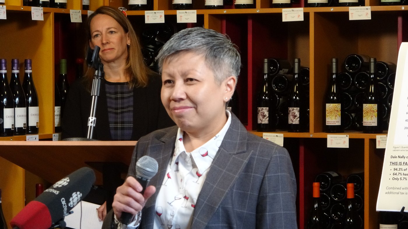 Business groups urge Alberta to scrap new wine levy