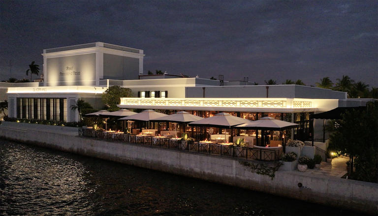 Long-awaited Tutto Mare restaurant opens on Palm Beach lakefront