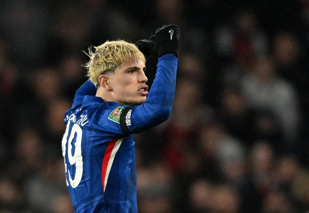 Chelsea 2-3 Arsenal: Garnacho double keeps Blues alive - Live