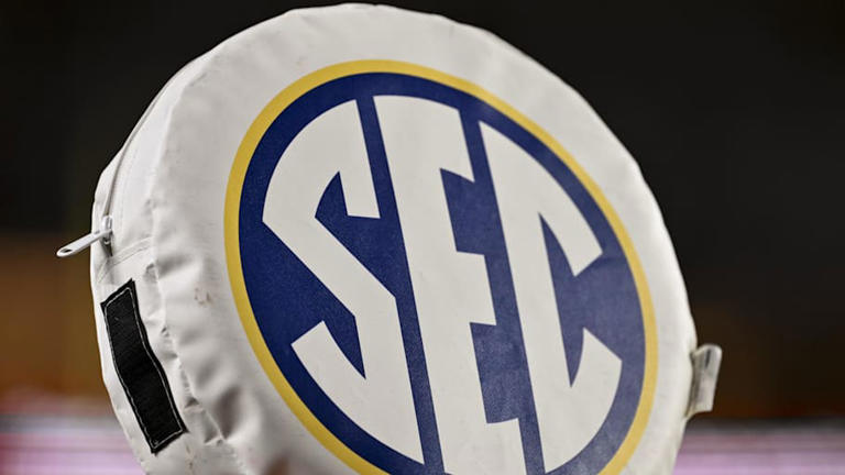 Texas Longhorns to host elite OT from transfer portal