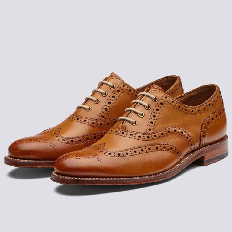 Only Claudia Winkleman could make me want a duck print jumper so much ...