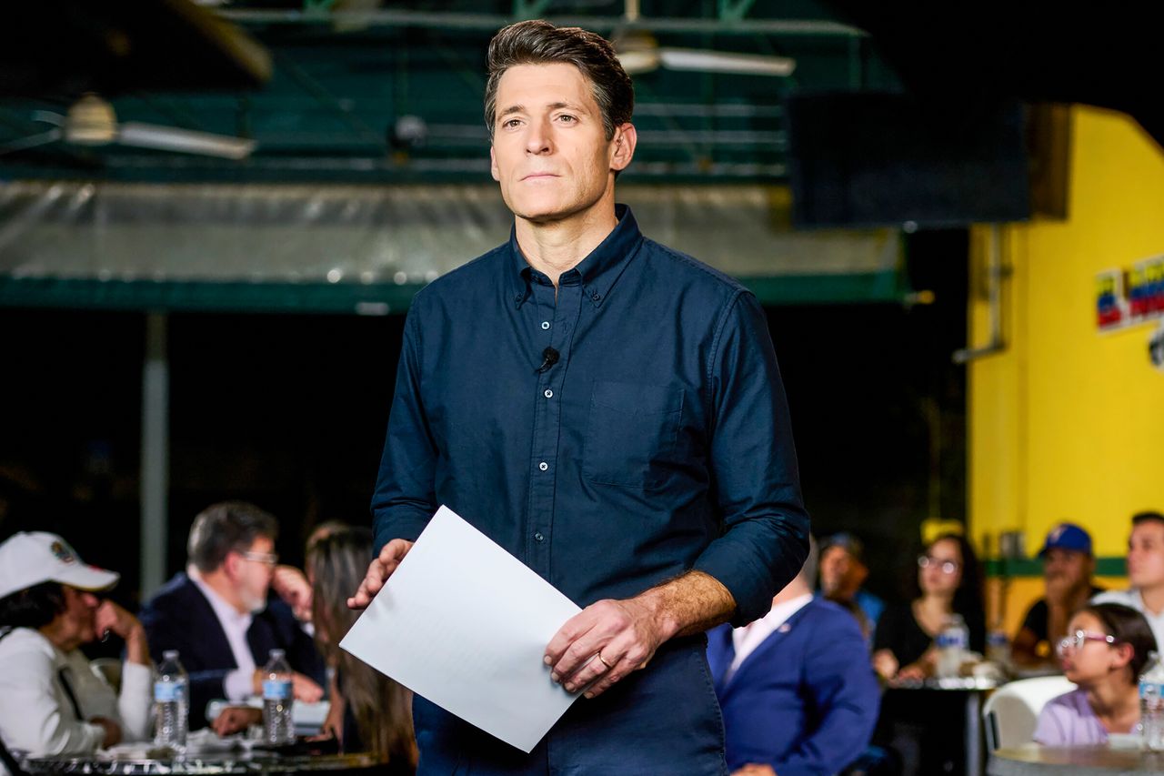 Trump says CBS anchor Tony Dokoupil 'wouldn't have a job' if Kamala ...