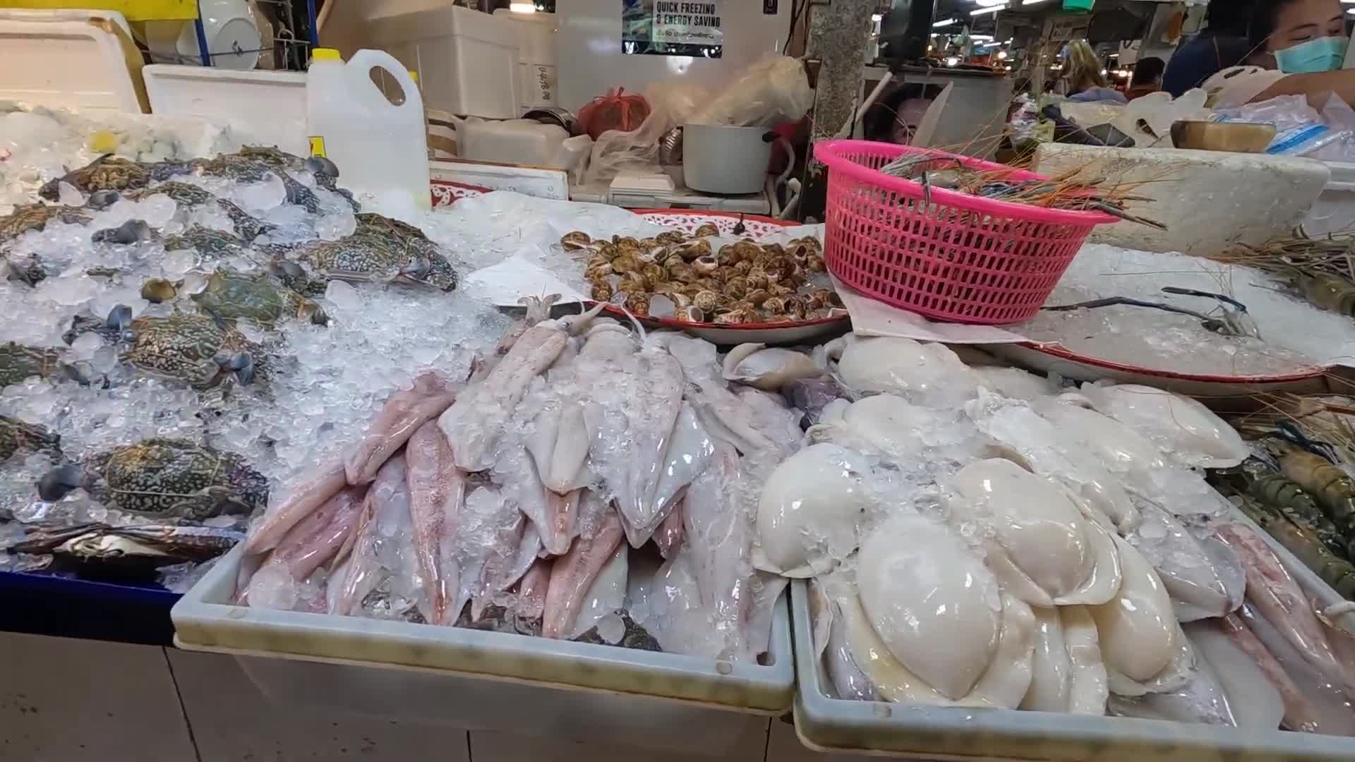 Bangkok market adventure: Exploring Chatuchak & Or Tor Kor's best food ...