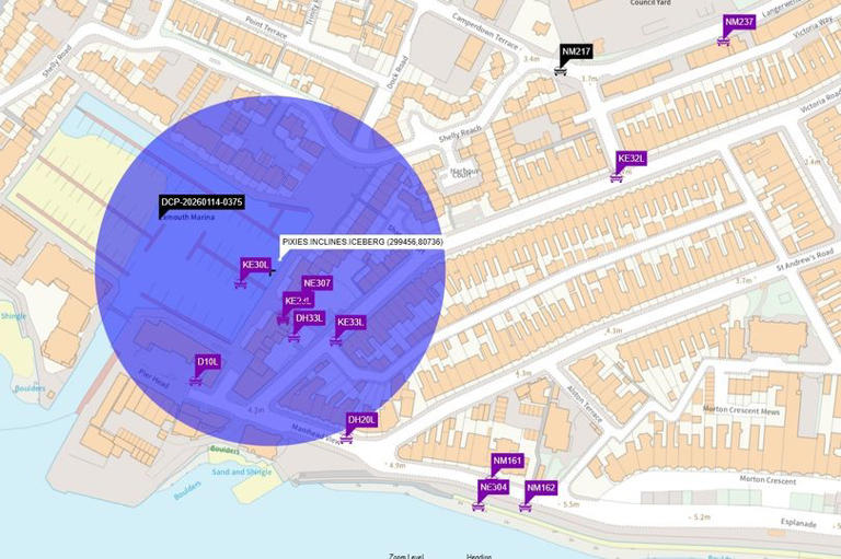 Map shows Exmouth bomb evacuation zone as police knock on doors