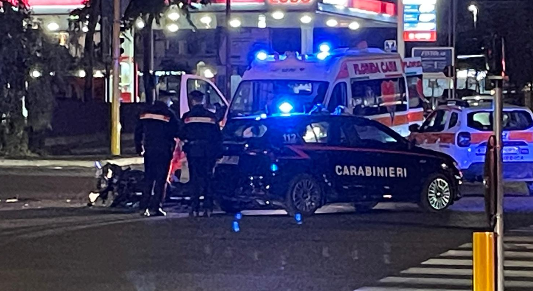 Schianto in moto al semaforo ‘black point’ della Colombo. Riconosce la ...