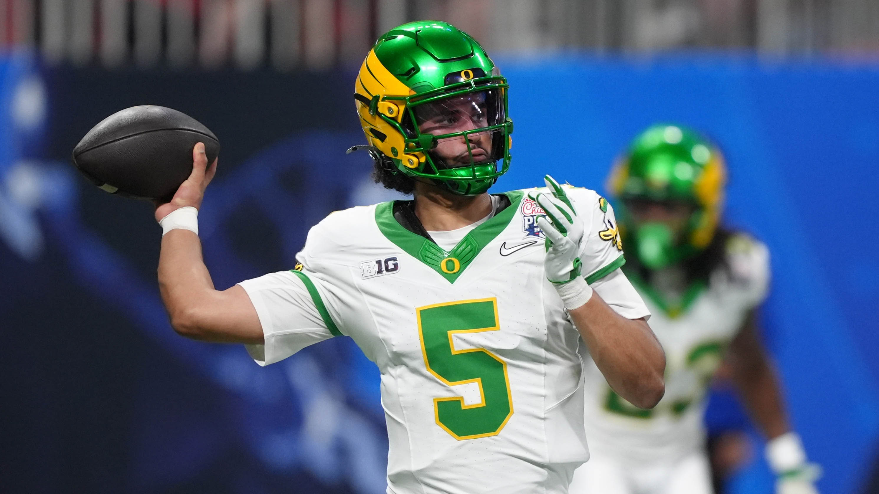 Oregon QB Dante Moore will stay with Ducks and not enter 2026 NFL draft