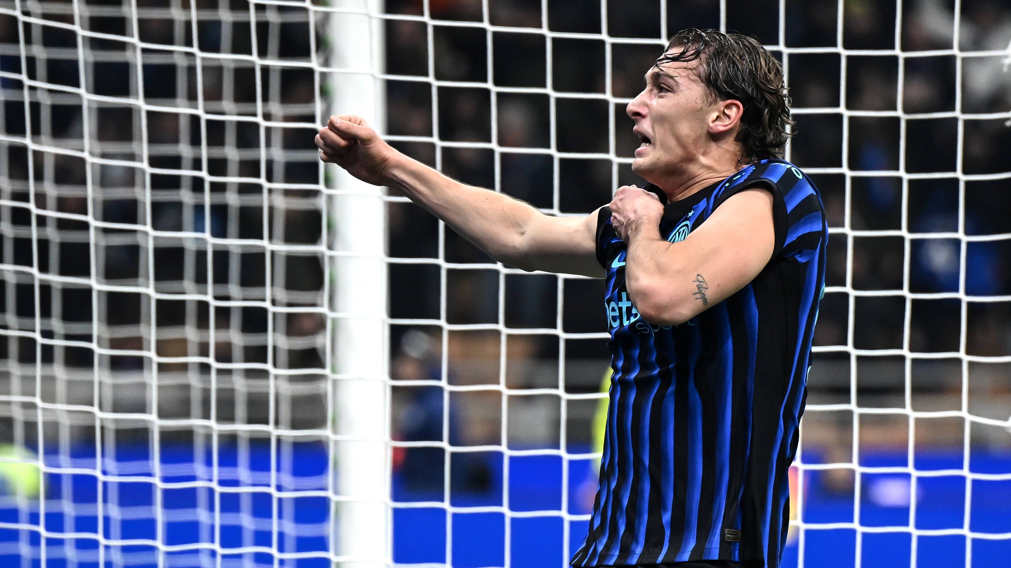 Pio Esposito is een kwartier voor tijd de grote held van ongeïnspireerd ...