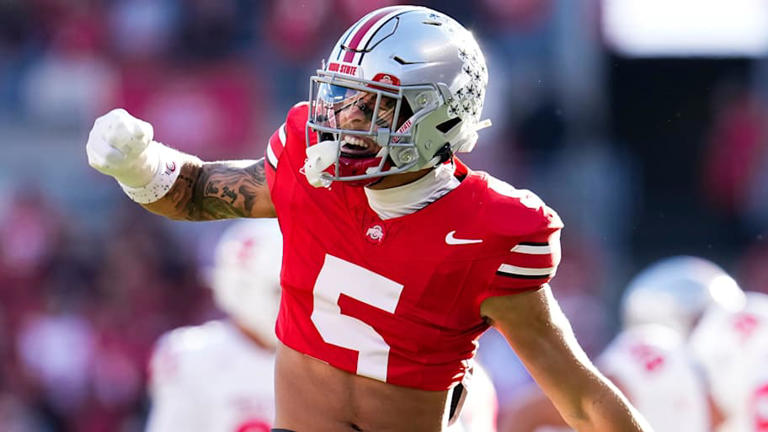 Priority transfer target pushes Tennessee football visit back but for ...