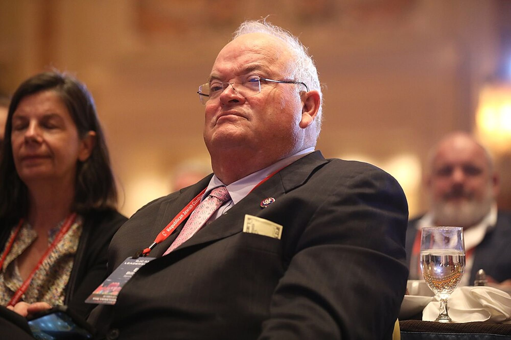 Kandydat Trumpa na ambasadora Islandii „żartem” zapowiada: To będzie 52 ...