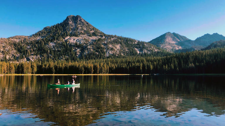 One of America's most peaceful places is this pristine Oregon lake to ...