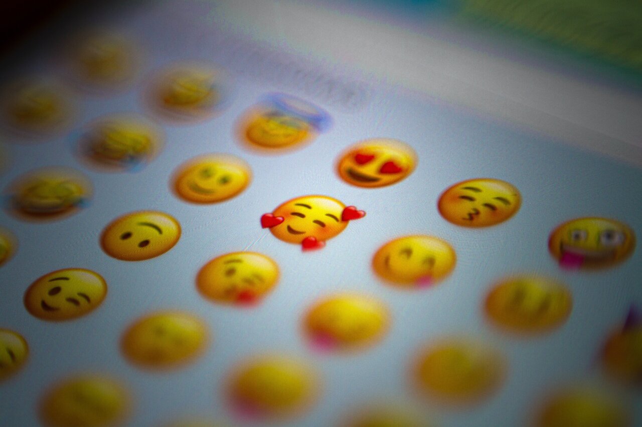 An innovative new tool draws on emojis to improve consumer sentiment ...