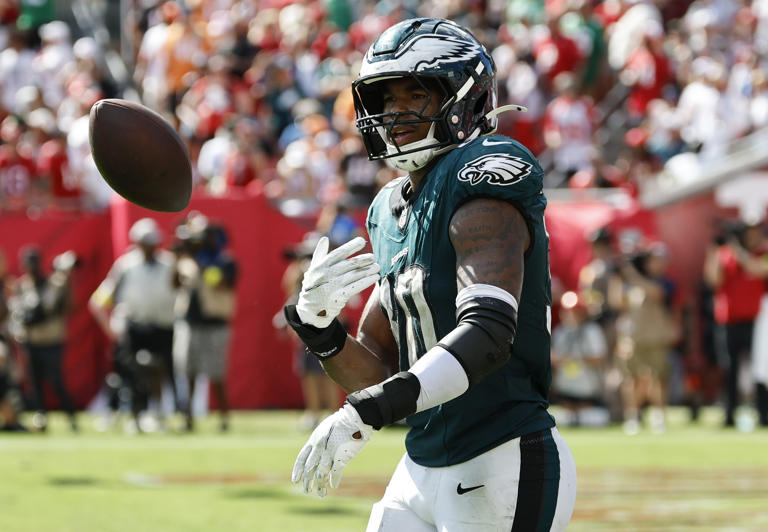 Jihaad Campbell reflects on his first season with the Eagles and what’s ...