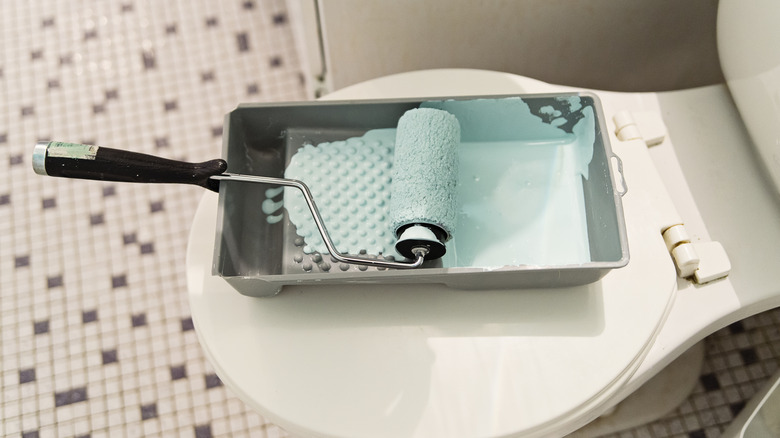 The unflattering paint color you'll want to avoid using in your bathroom