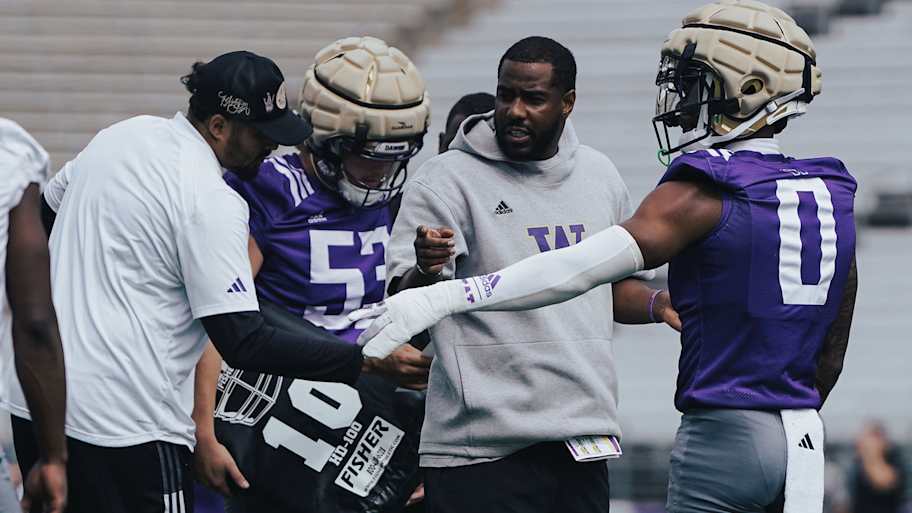 Kevin Green Jr. becomes sixth Husky WR to leave