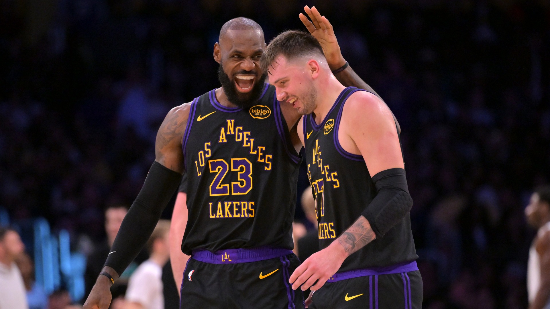 Lakers struggle with defense despite strong offense