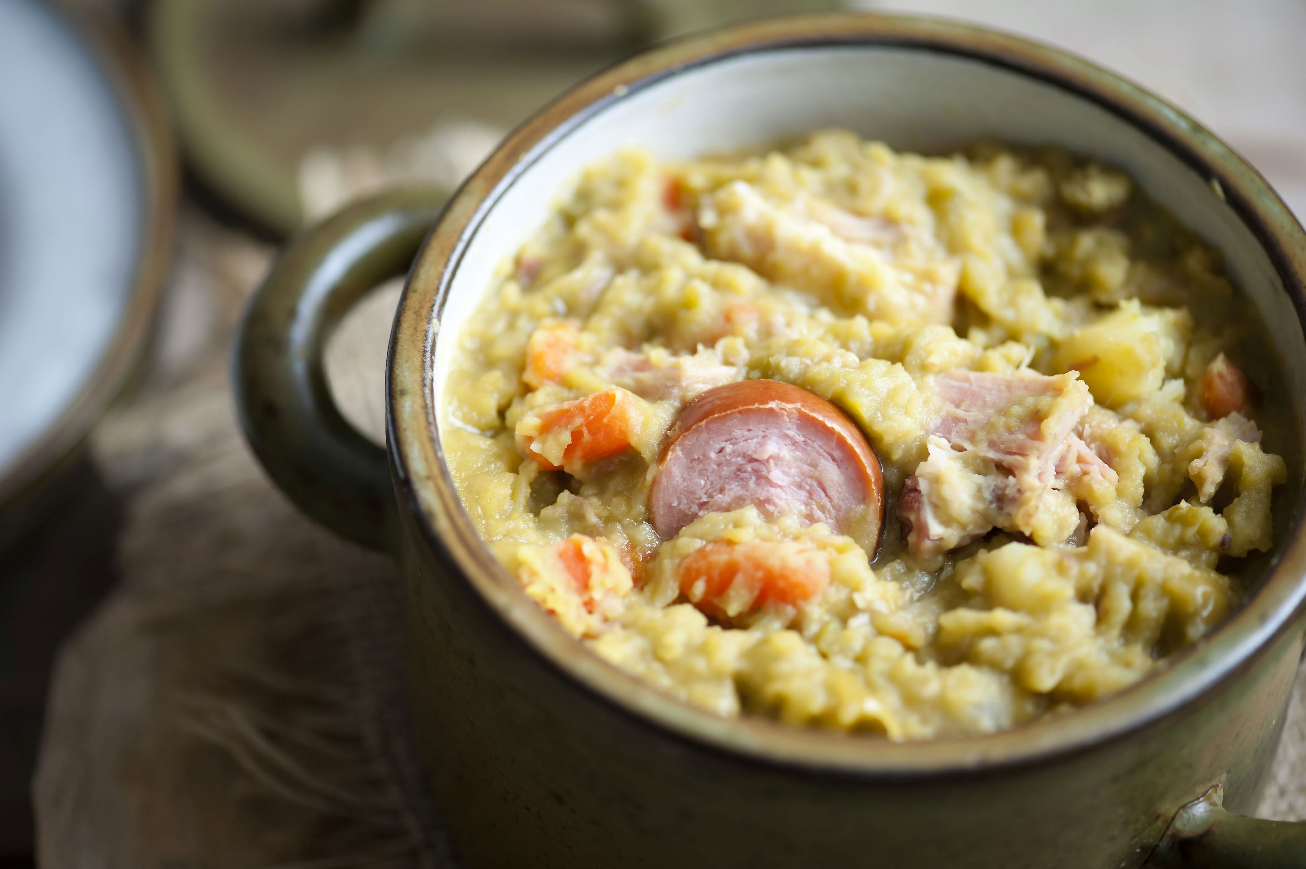 Snert of erwtensoep: wat is eigenlijk het verschil?