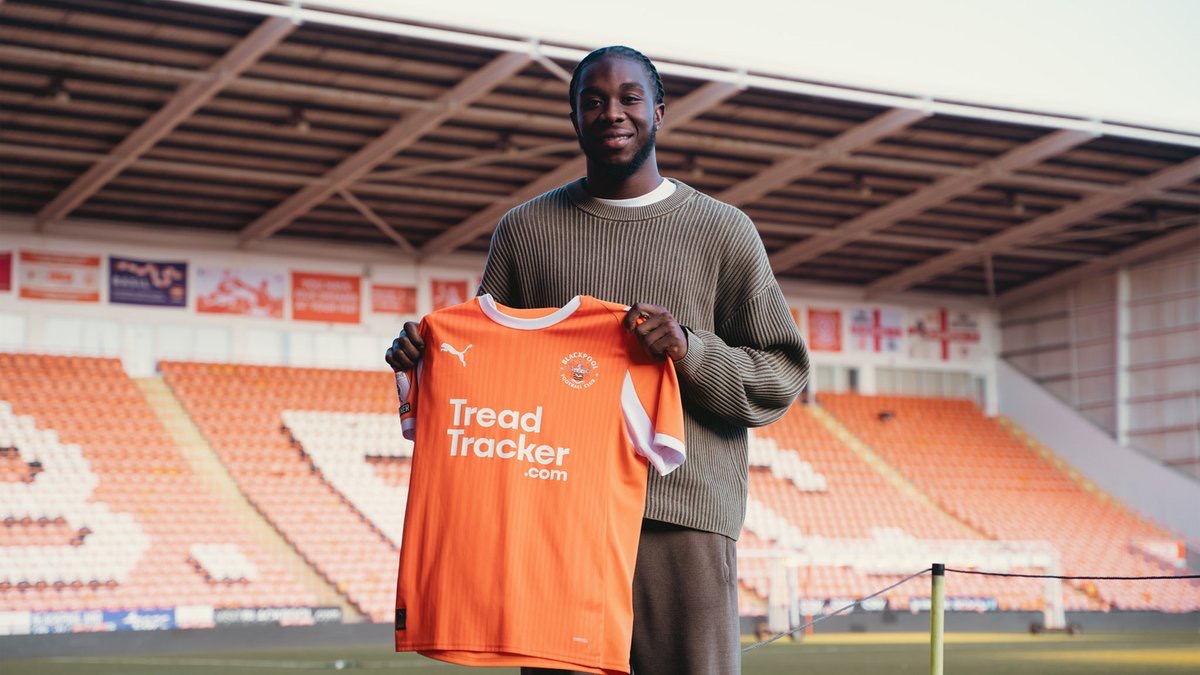 Blackpool add ex-Sheffield United defender to ranks for remainder of ...