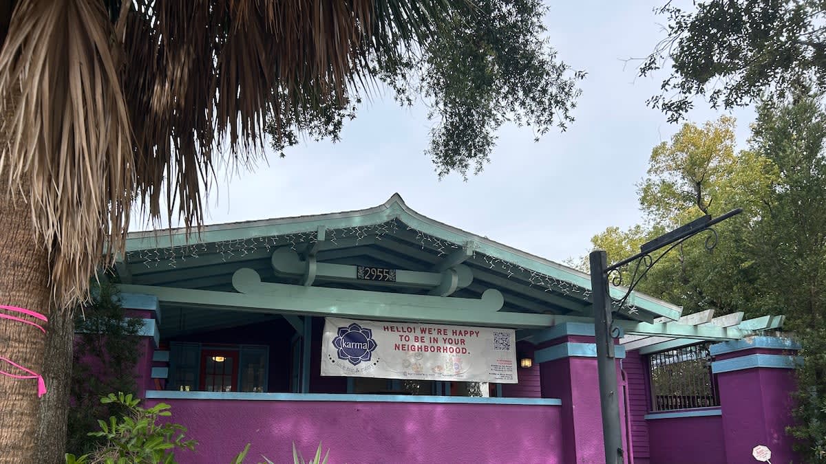 A new restaurant and bakery is taking over Craftsman House in St ...