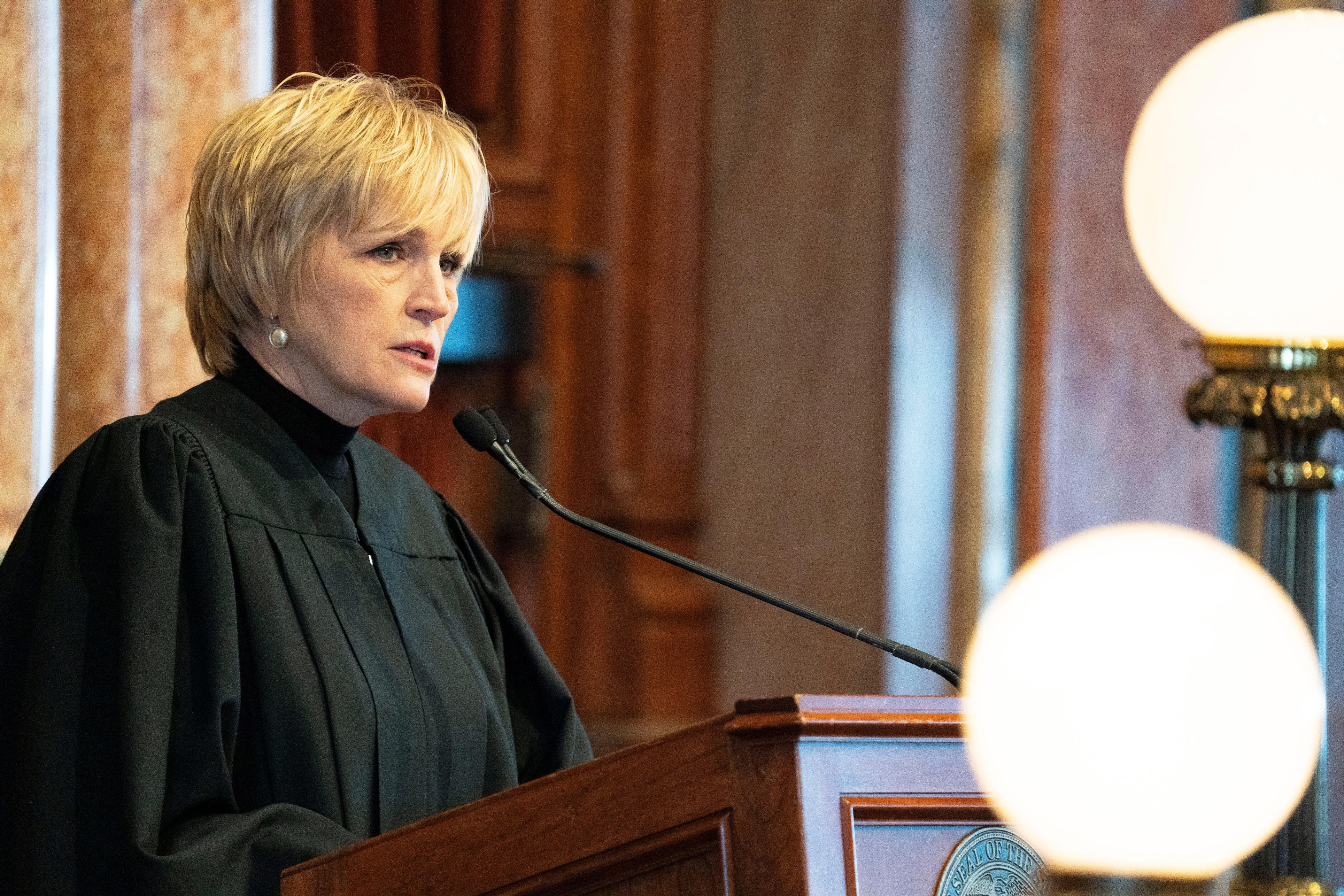 Iowa chief judge warns 'sky is falling' on judicial pay in annual address