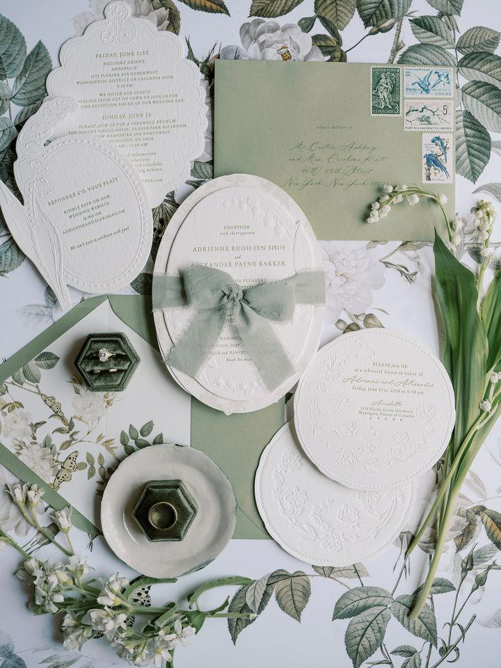 Iconic Dior dinnerware inspired every element of this couple's early ...
