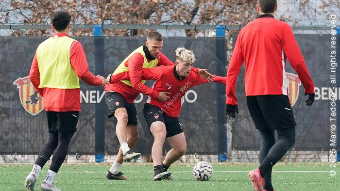 Benevento-Catania, destini opposti: Mignani sta bene, Di Gennaro ...