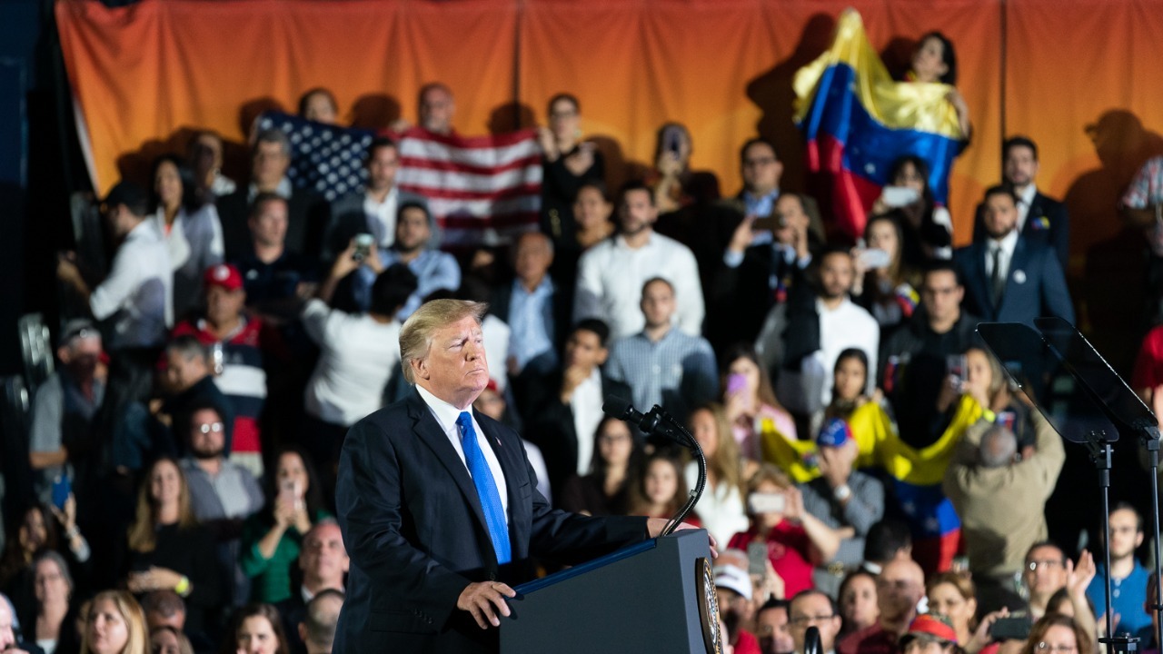 Trump warns Exxon could be frozen out of Venezuela oil deal for ...