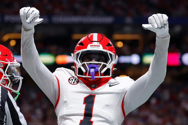 Georgia lands 3 on FWAA freshman All-American team, ties school mark