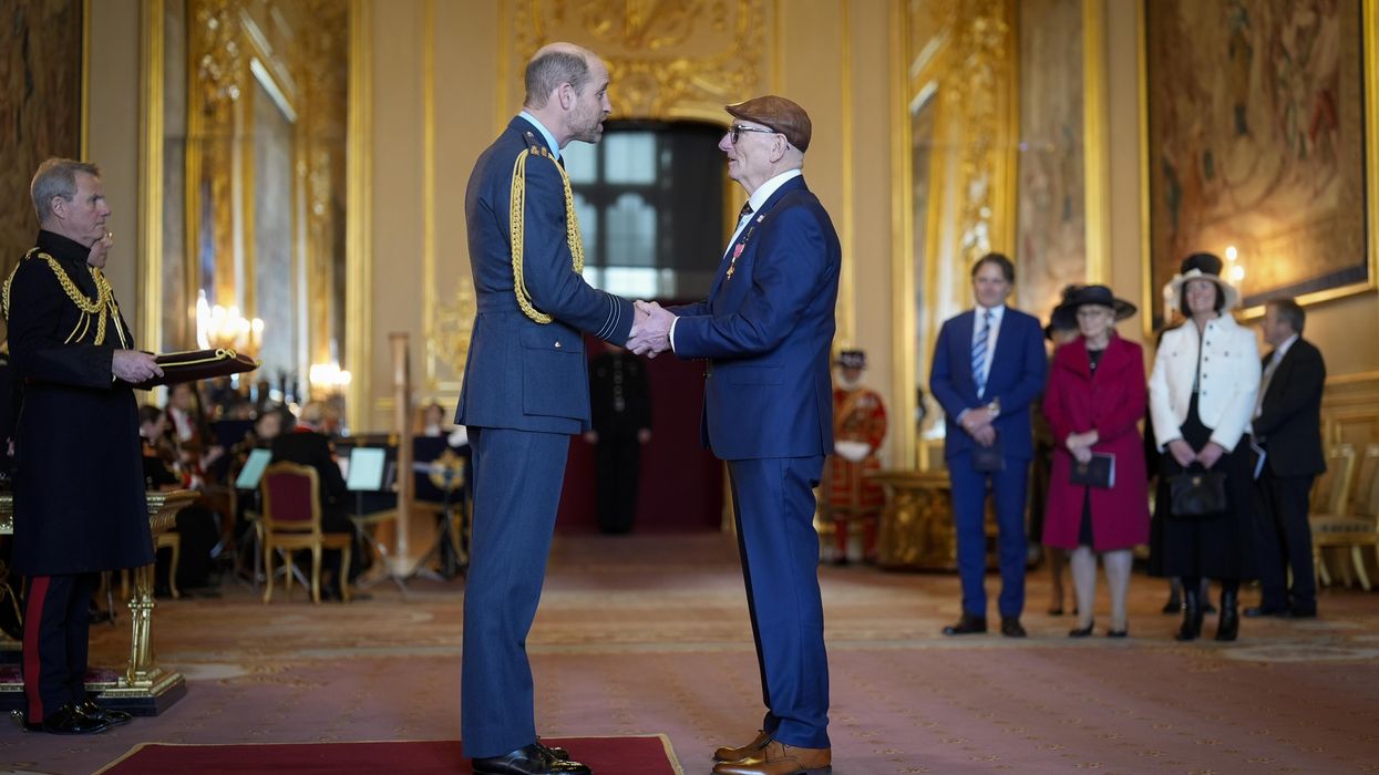 Oldham Athletic owner hands Prince of Wales note requesting party in ...