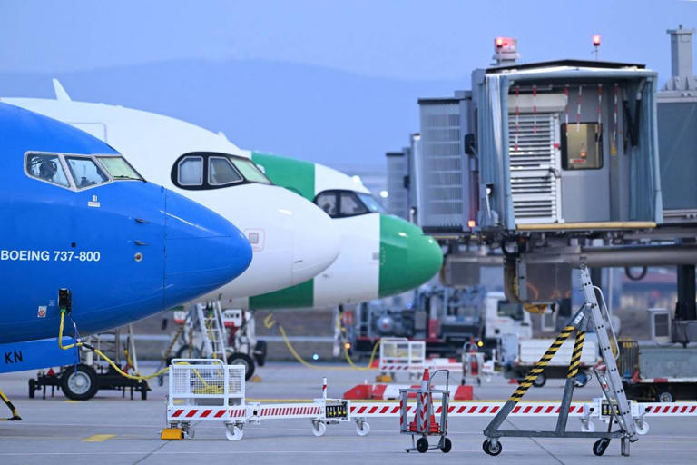 Boeing's 2025 jet deliveries rose 72% to 600 aircraft