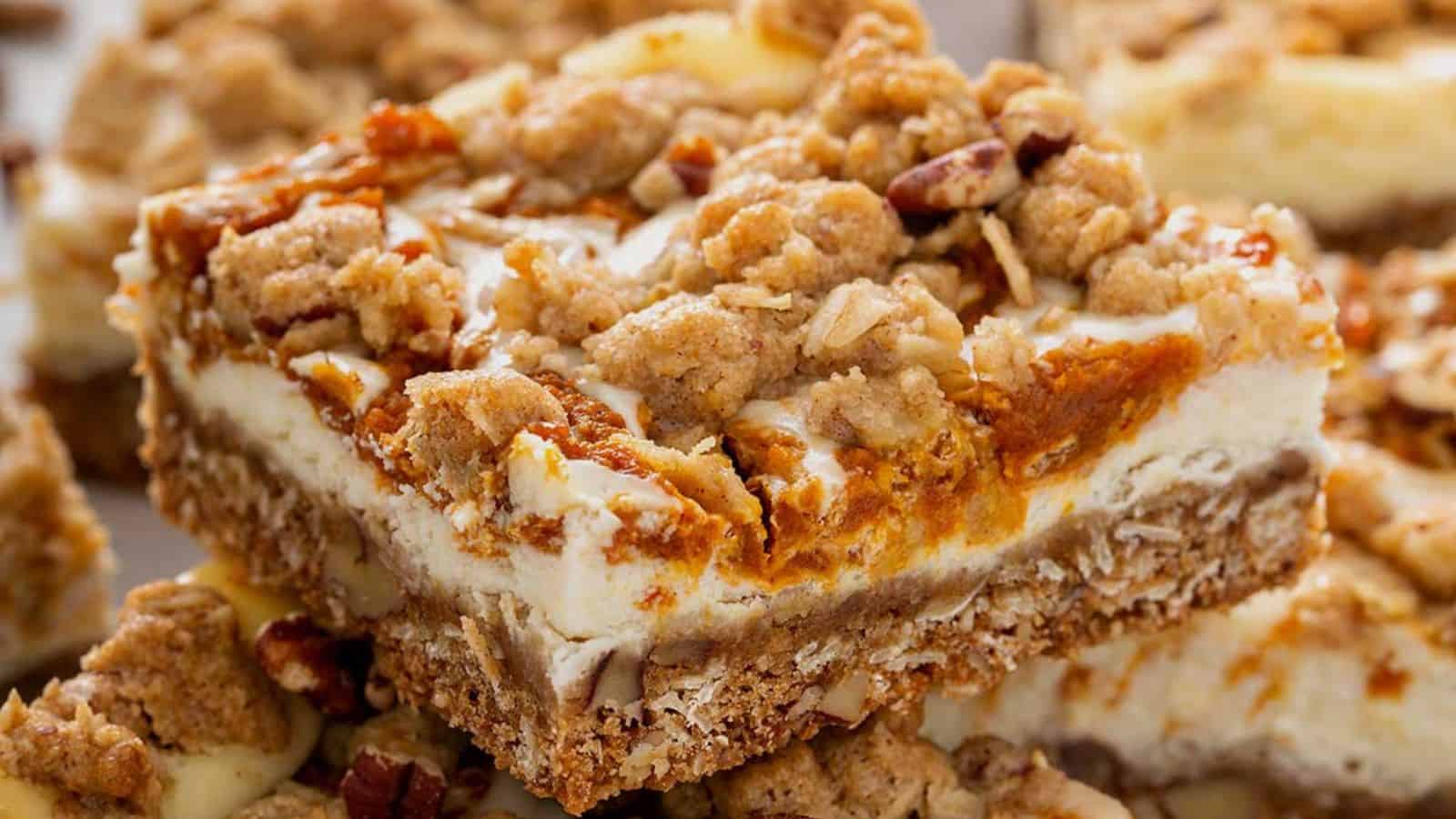 22 layered cheesecakes that look like dessert showpieces