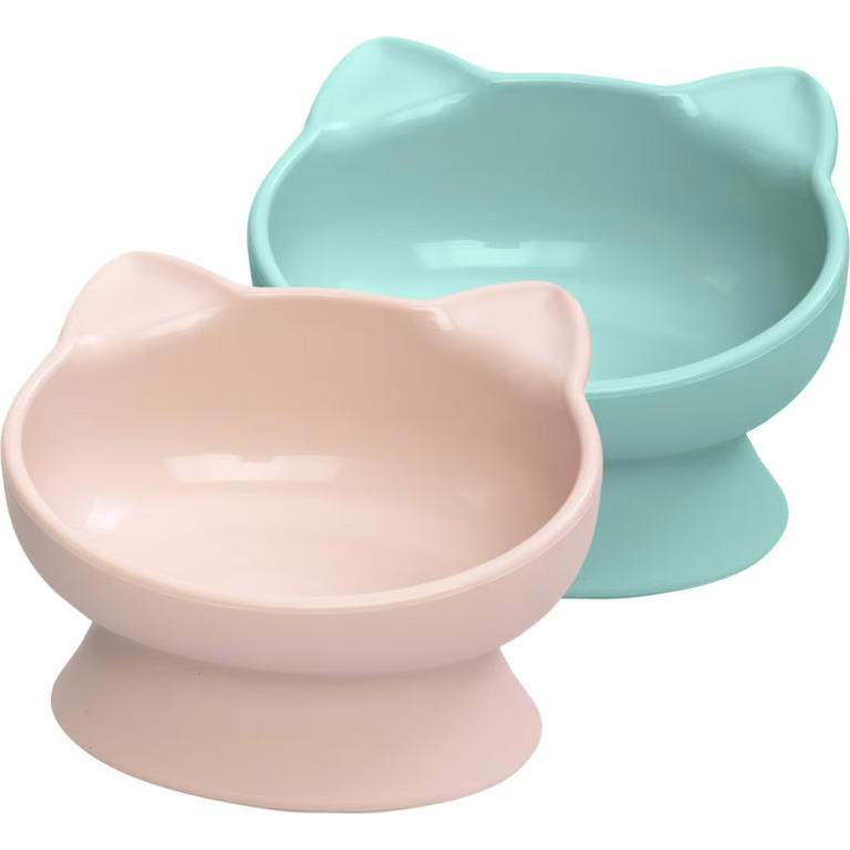 These cute elevated cat bowls are only $10 at Chewy
