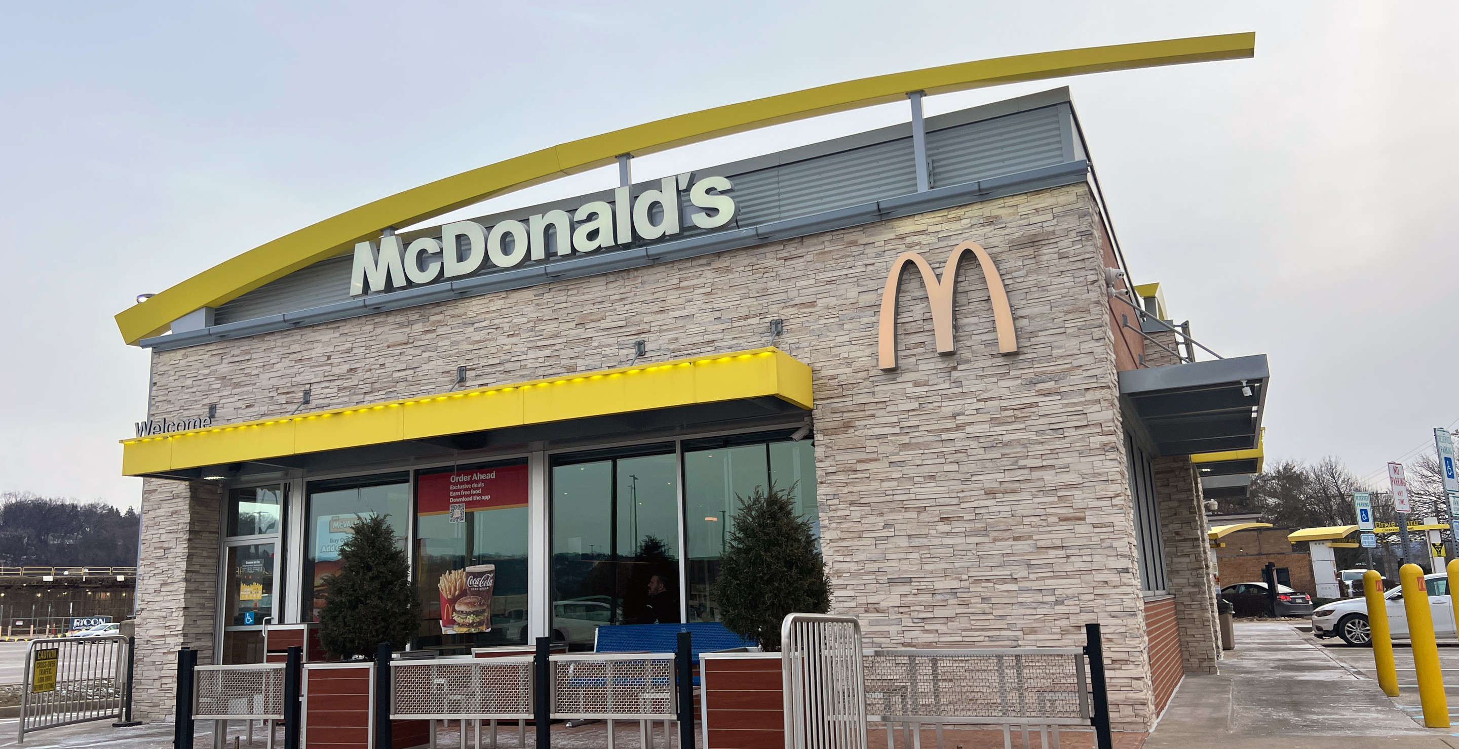 Husband sues McDonald's after wife killed while in drive-thru